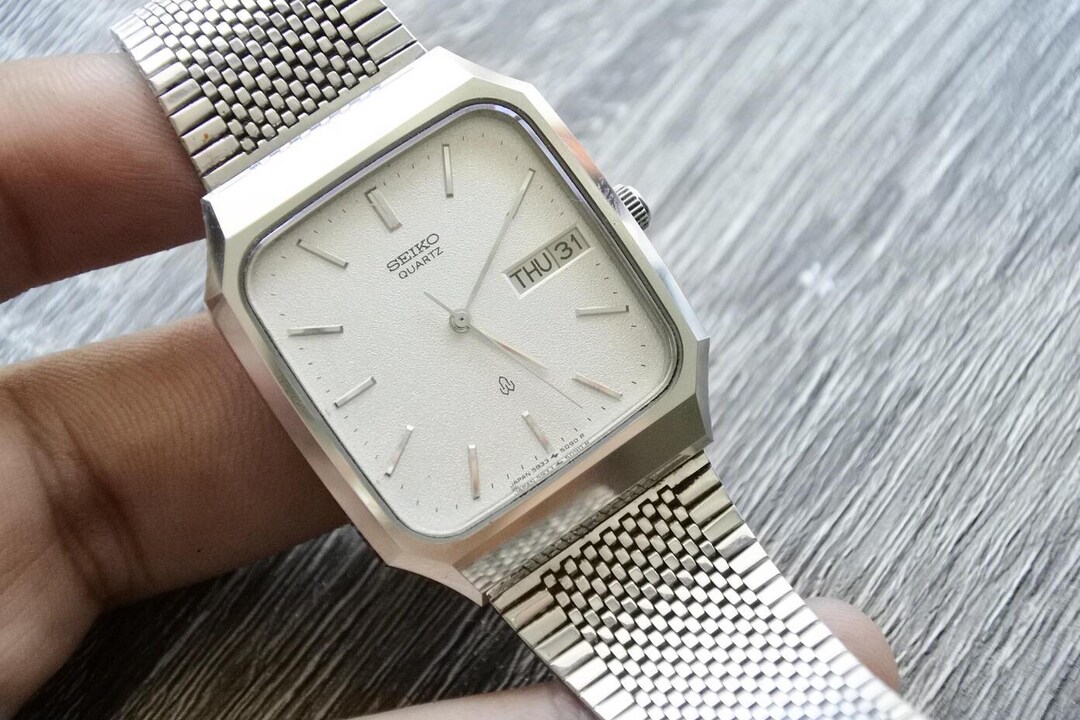 Vintage Seiko 5933 5080 Textured Dial Men Quartz Watch Japan JDM ...