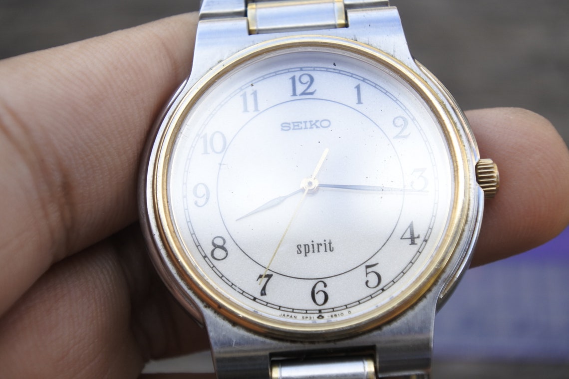 Vintage Seiko Spirit 5P31 6A50 Yellow Dial Men Quartz Wristwatch Japan ...