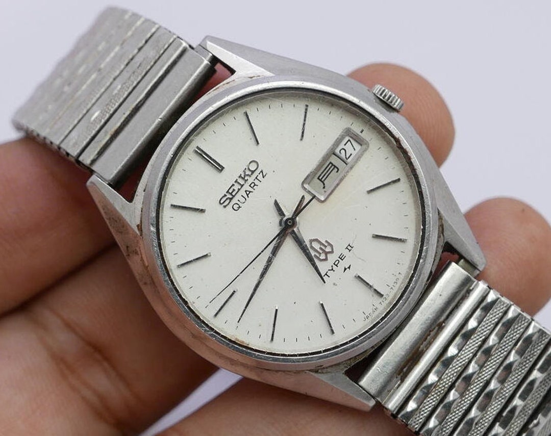 Vintage Seiko Type II 7123 7110 White Dial Men Quartz Watch Japan Round Shape 35mm - Etsy