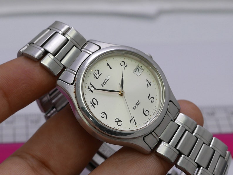 Vintage Seiko Spirit 7N42 6110 White Dial Men Quartz Watch Japan Round Shape 43mm - Etsy