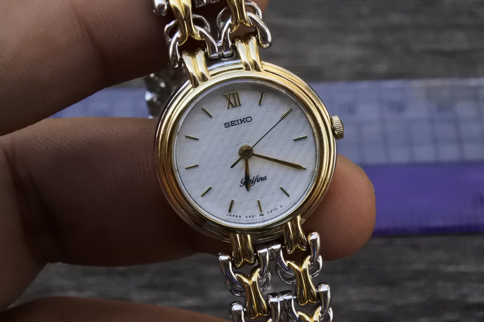 Vintage Seiko Goldfina 4N21 0370 Textured Dial Lady Quartz Watch Japan ...