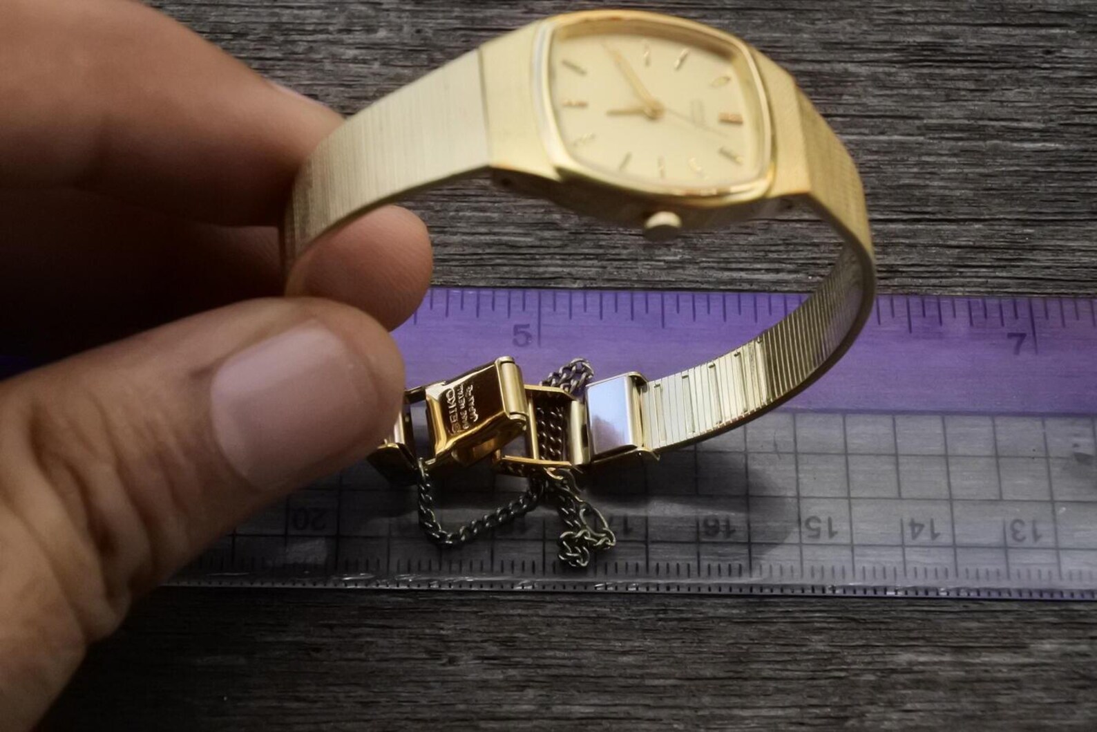 Vintage Seiko Gold Plated 1221 5560 Yellow Dial Lady Quartz Watch Japan ...