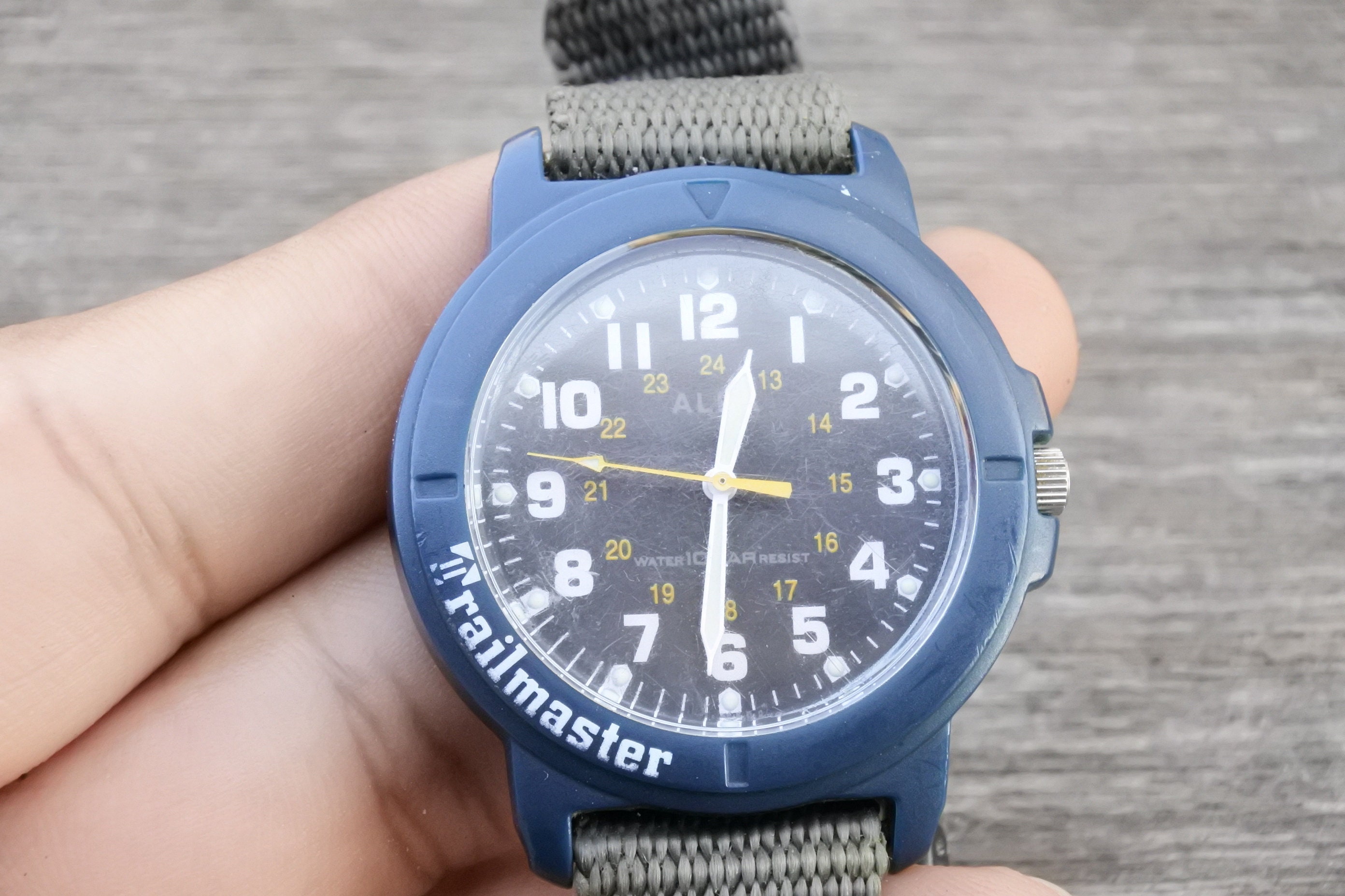 Vintage Seiko Alba Military Style Black Dial V501 0BH0 Mens Quartz ...