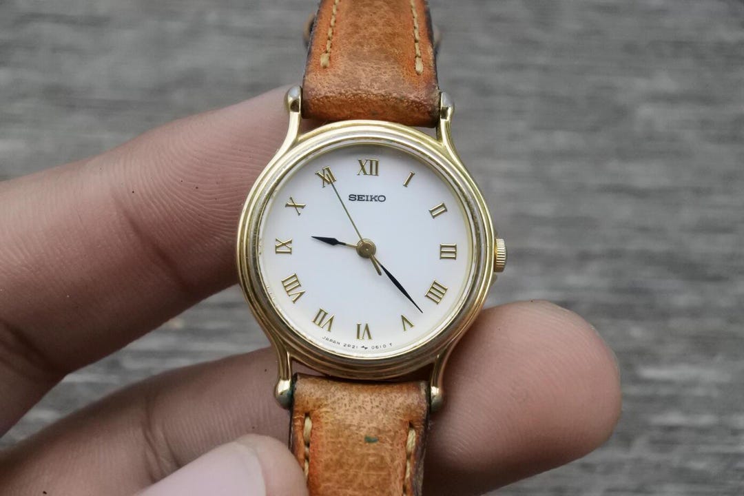 Vintage Seiko Spirit Gold Plated 2P21 0200 Roman Numeral Dial Lady ...