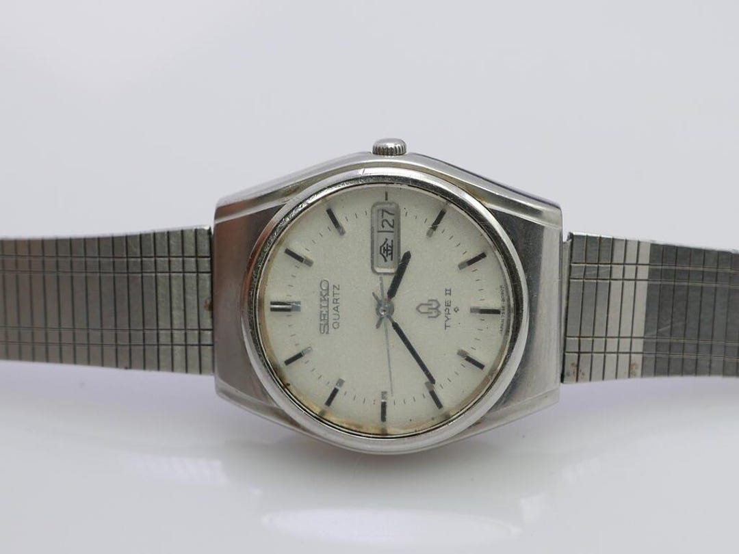 Vintage Seiko Type II 7546 8080 Textured Dial Men Quartz Watch Japan ...