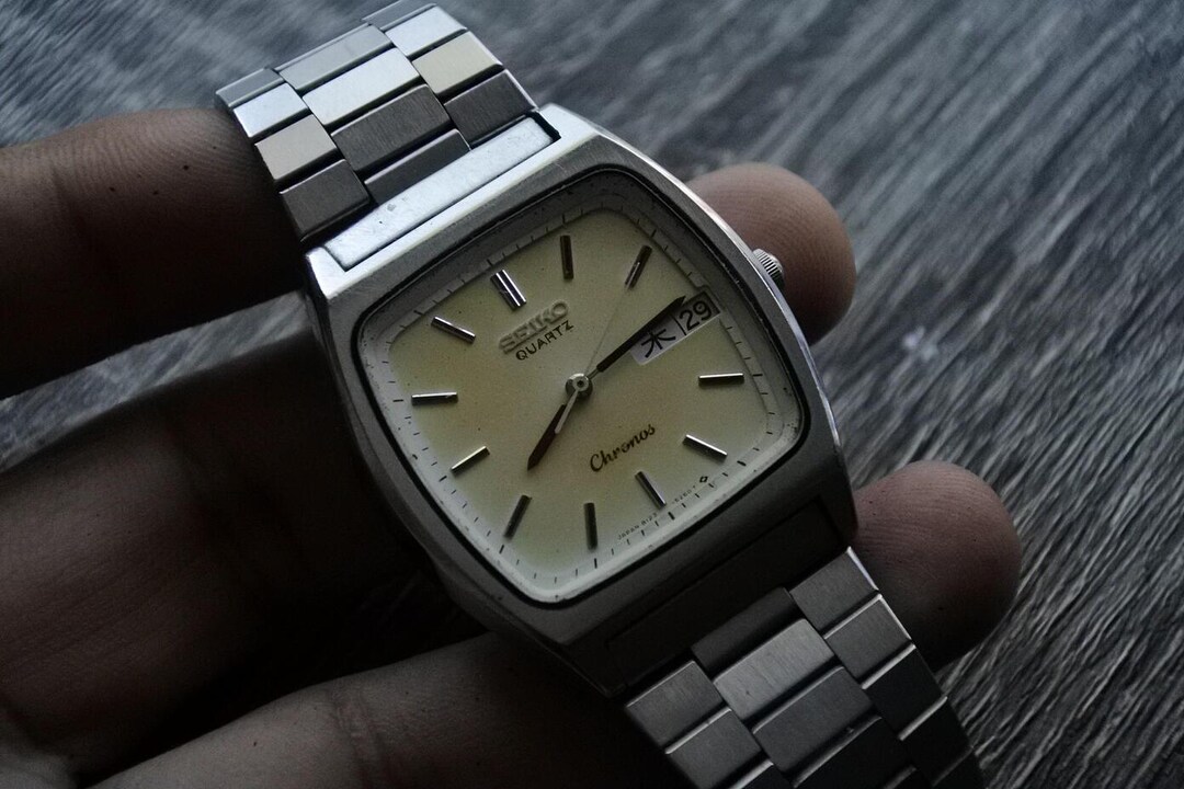Vintage Seiko Chronos 8123 5240 White Dial Men Quartz Watch Japan JDM ...