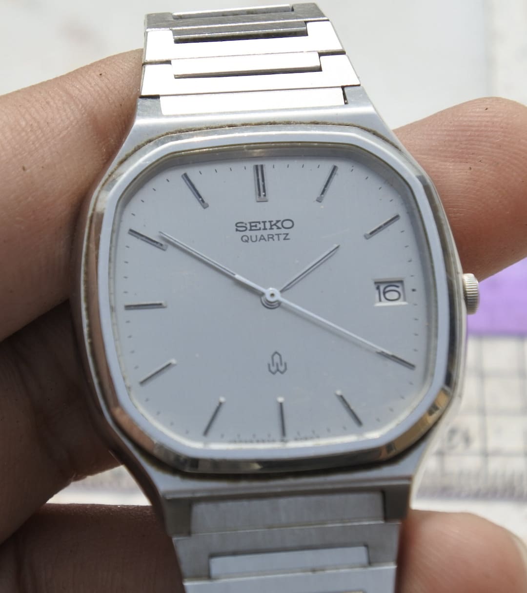 Vintage Seiko 5992 5030 Metallic Dial Men Quartz Wristwatch Japan ...