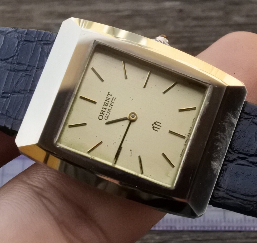 Vintage Orient Non Scratch Case Men Quartz Watch Japan Square Tank ...