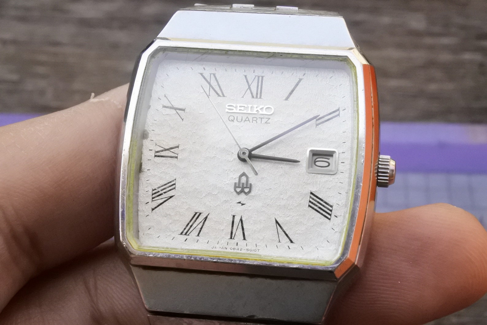 Vintage Seiko 0842 5010 Textured Dial Men Quartz Watch Japan Square ...