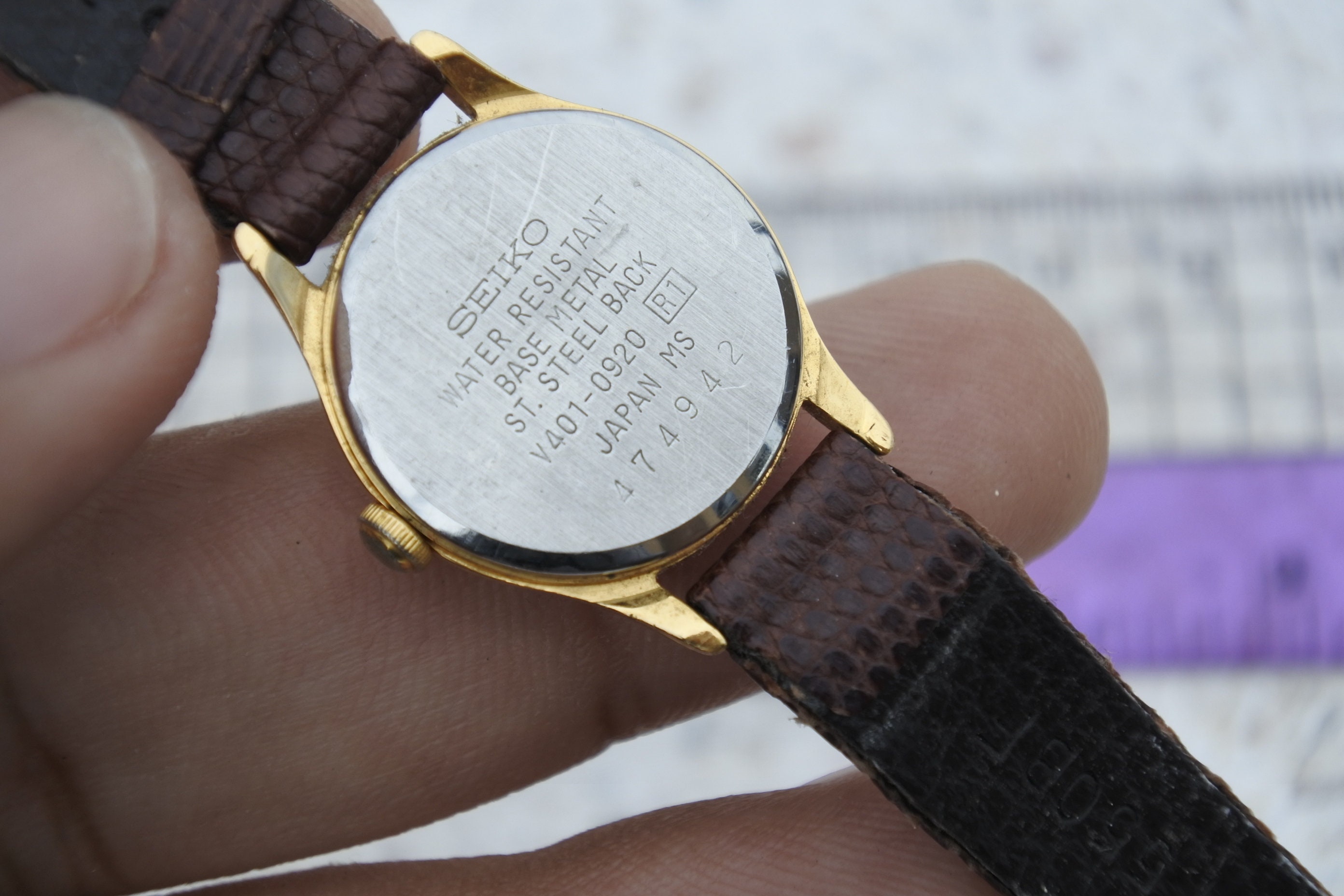 Vintage Seiko Galaxy V401 0920 White Dial Lady Quartz Watch Japan Round ...