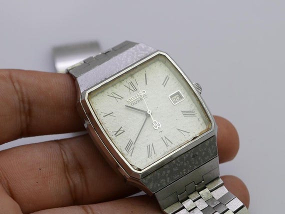 Vintage Seiko 0842 5010 Roman Numeral Dial Men Quart… - Gem