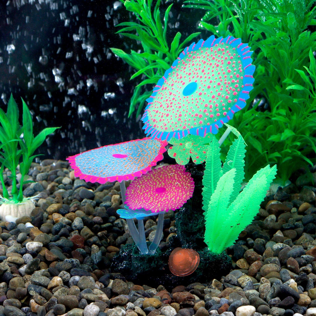 Glow in the Dark Artificial Plants for Aquariums - 7-inch Faux Plant ...
