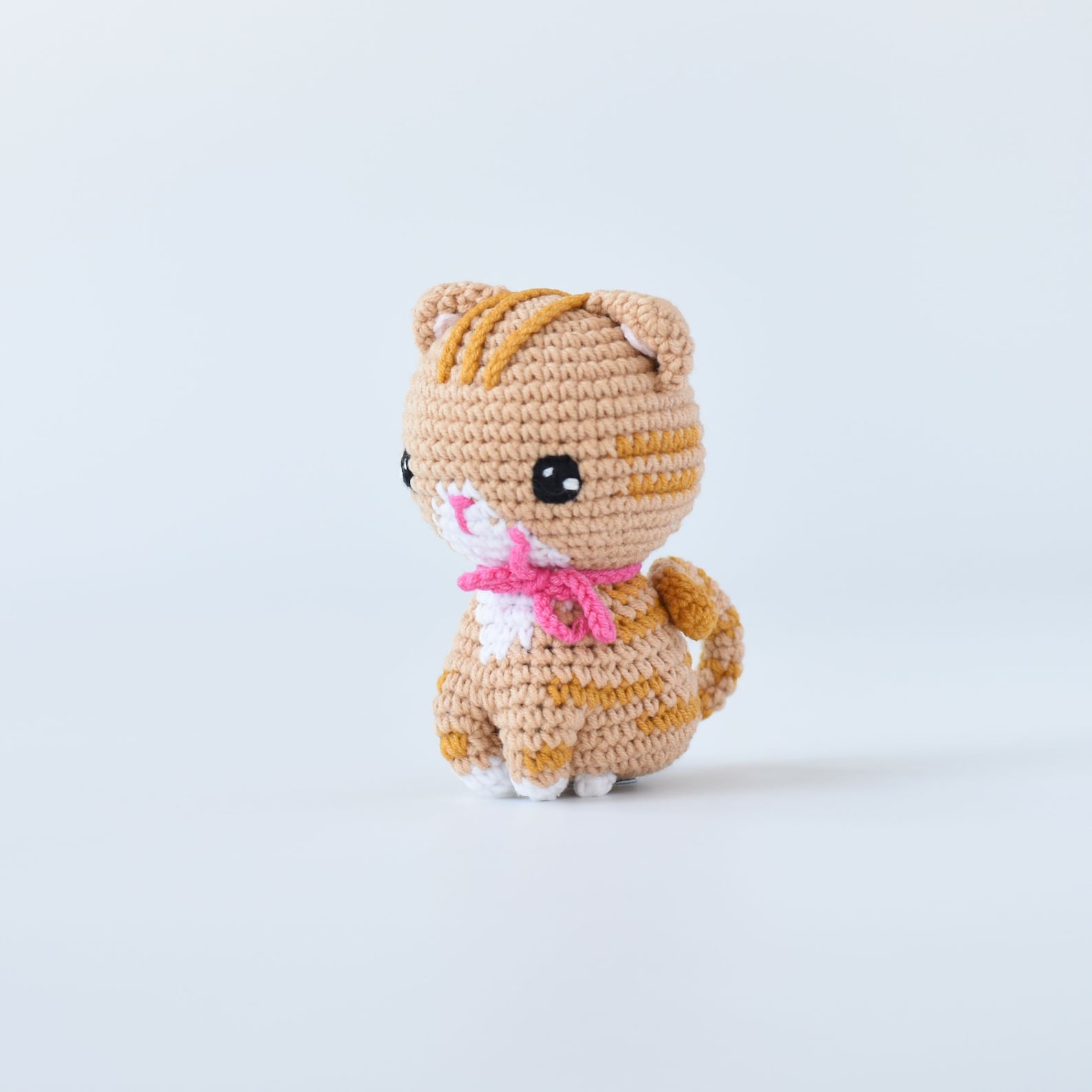Mini Crochet Kitten: Handmade Amigurumi Cat - Etsy