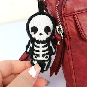 Skeleton Squishy Keychains Halloween Skull Mini Plush Keychain for ...