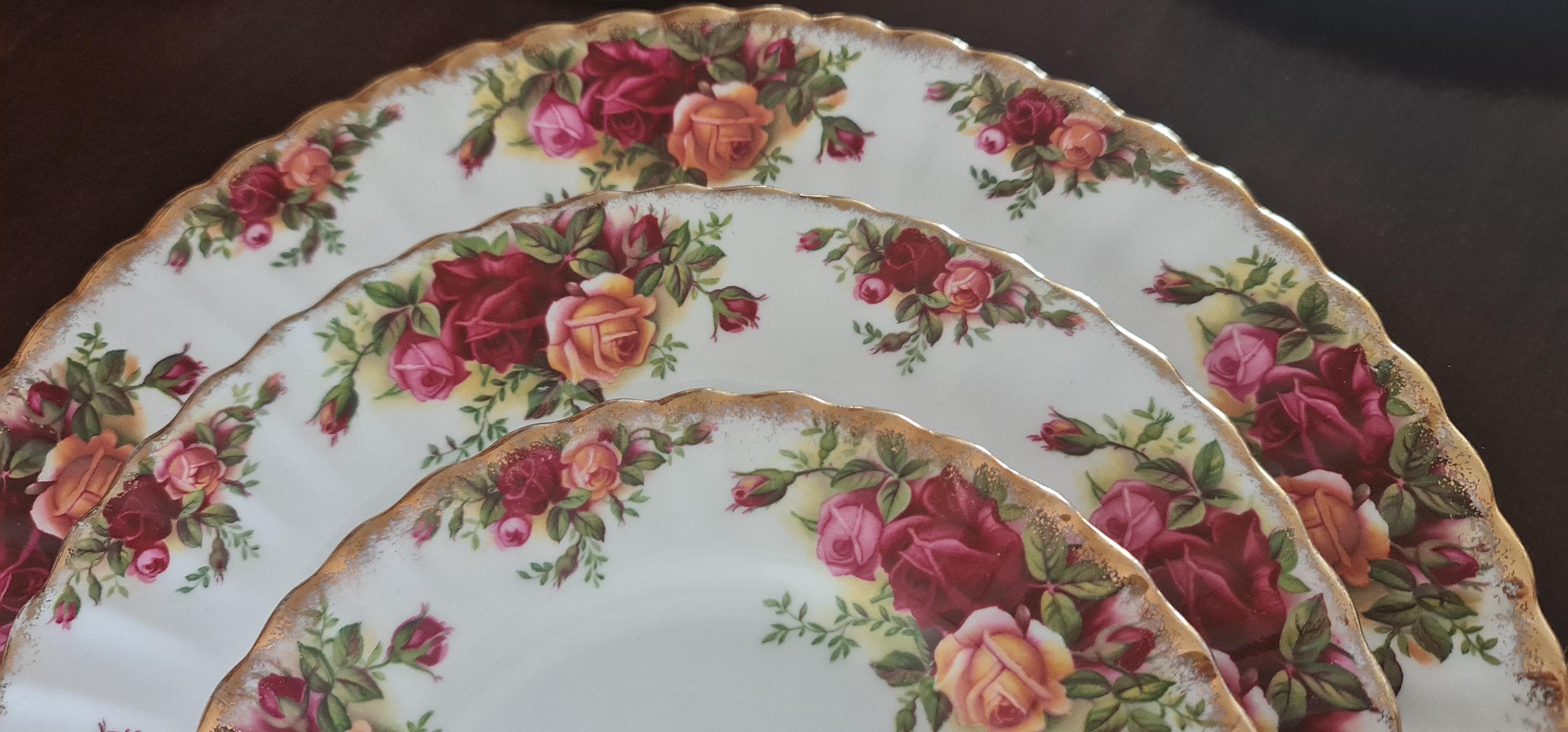 Royal Albert Old Country Roses Dinner Set for Six, Wedding Gift ...