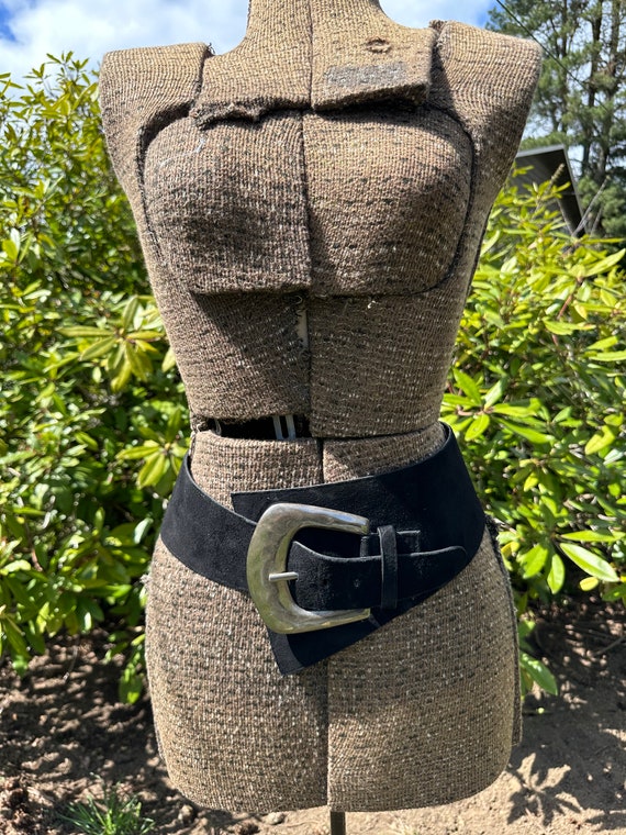 black suede statement belt - Gem