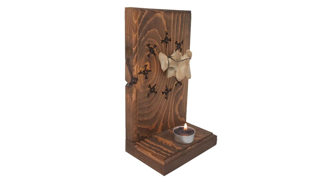 Loki Bindrune Elk Vertebra Altar - Etsy