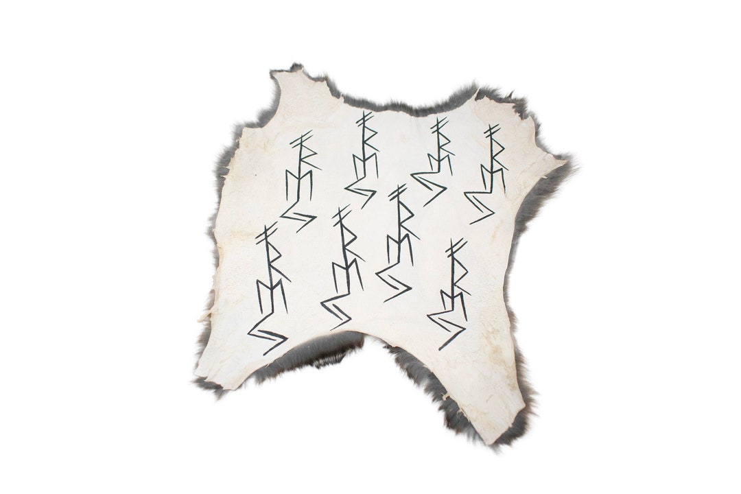 Repeating Freya Bindrune Rabbit Hide Altar Cloth - Etsy