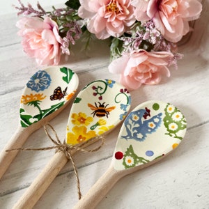Set of Spring Themed Decorative Wooden Spoons | Spring Decor | Kitchen ...