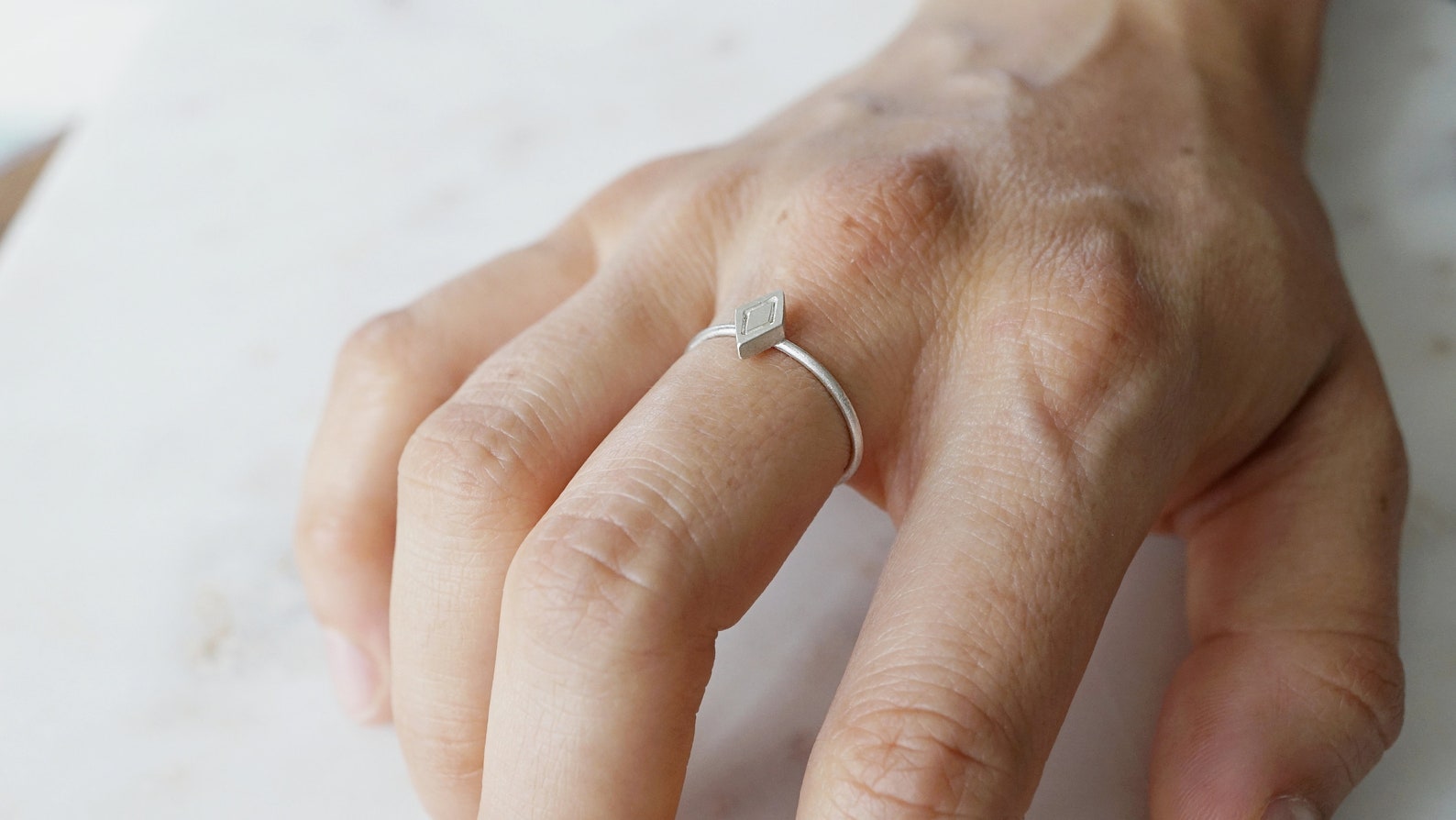 Small Signet Ring-signet Ring Woman-minimalist Silver | Etsy