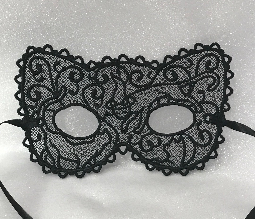 Lace Cats Mask (free Standing Lace - A Finished Embroidery Product, Not ...