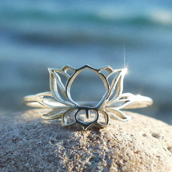 Lotus Ring - Etsy