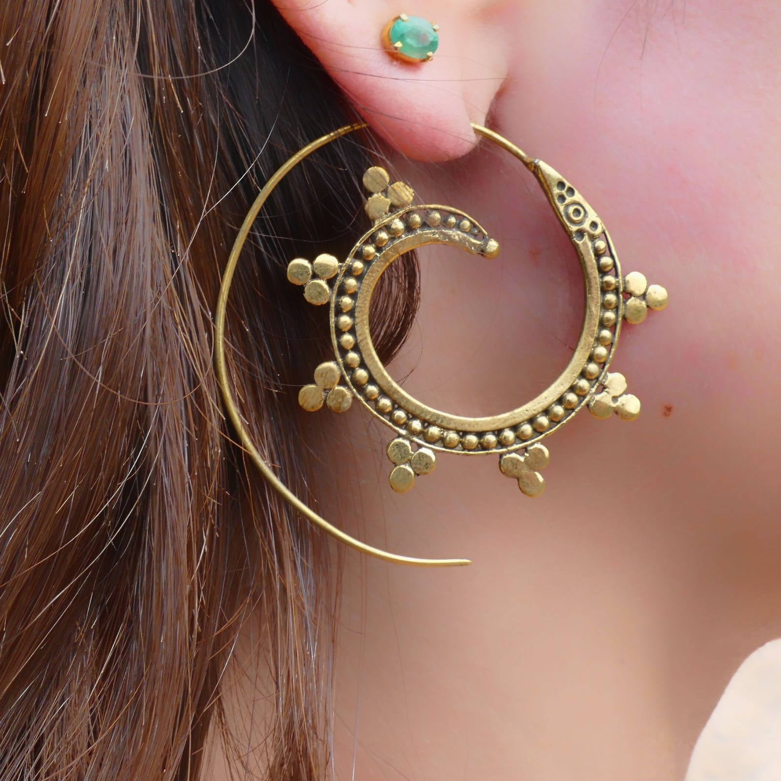 Ohrring für Frau, Ohrring, Ohrringe aus Messing, Spiral-Ohrring ...