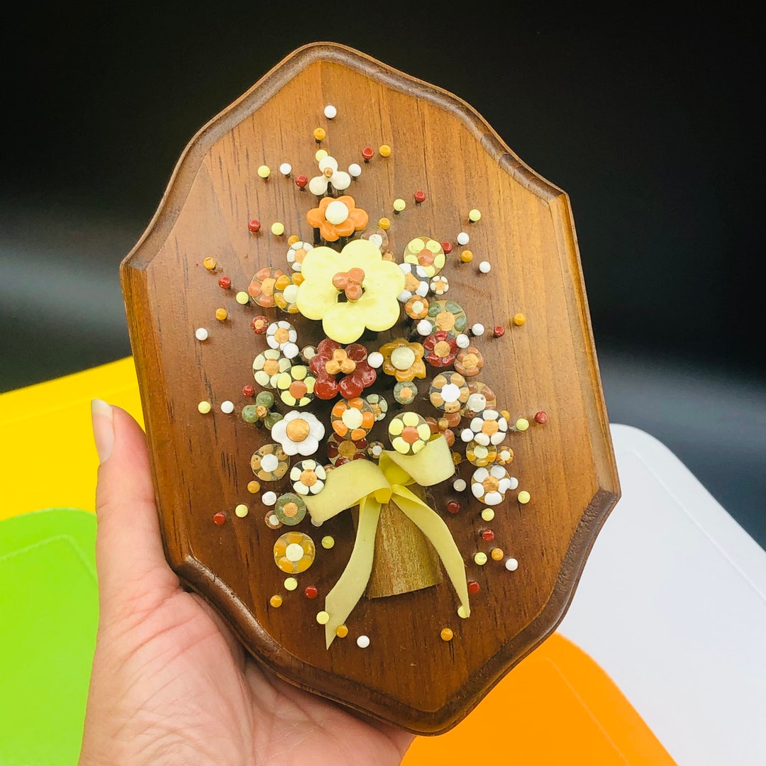 1977 Pol-o-craft Nail Flower Art by Pauline Owens, Enameled Nails in ...