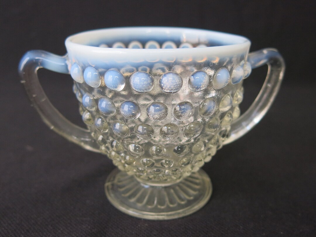 Anchor Hocking Moonstone Hobnail Vase - Etsy