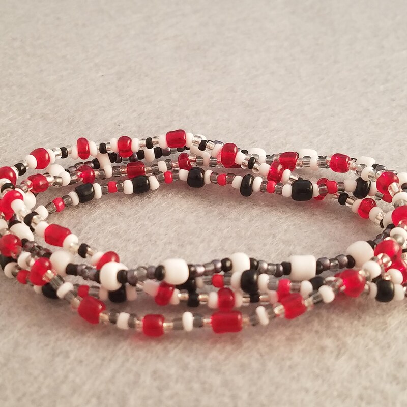 Red White and Black - Etsy