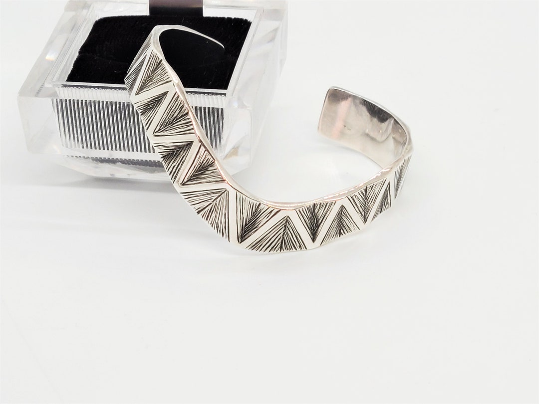 James Avery Cuff Bracelet Textured Wave Sterling Silver Retired Heavy ...