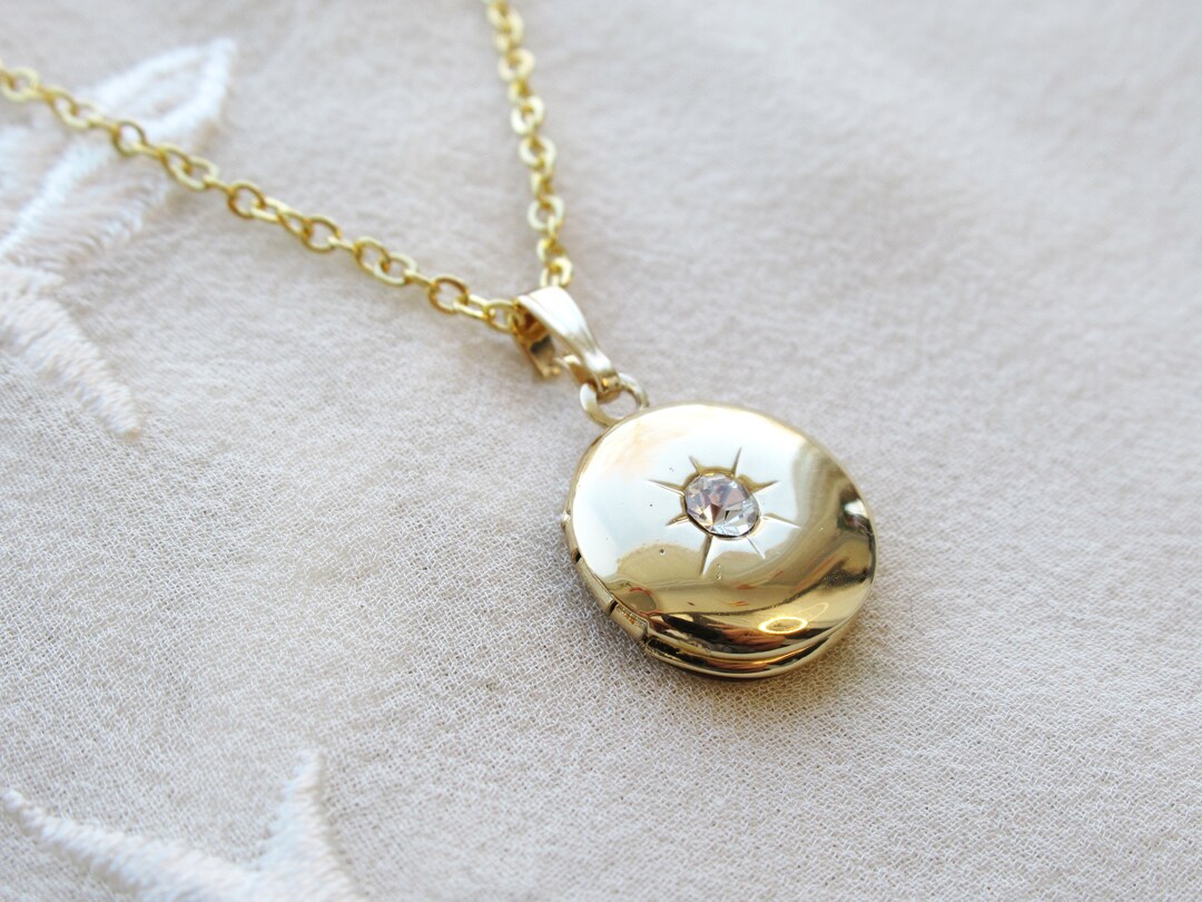 Small Gold Locket, Dainty Round Locket, Little Locket Necklace, Simple ...