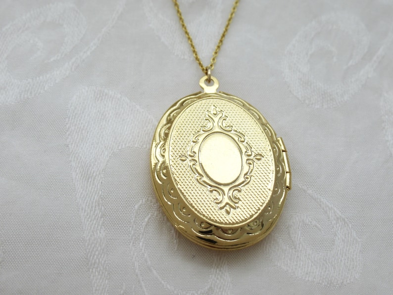 Large Gold Photo Locket Etched Gold Locket Big Oval Locket - Etsy