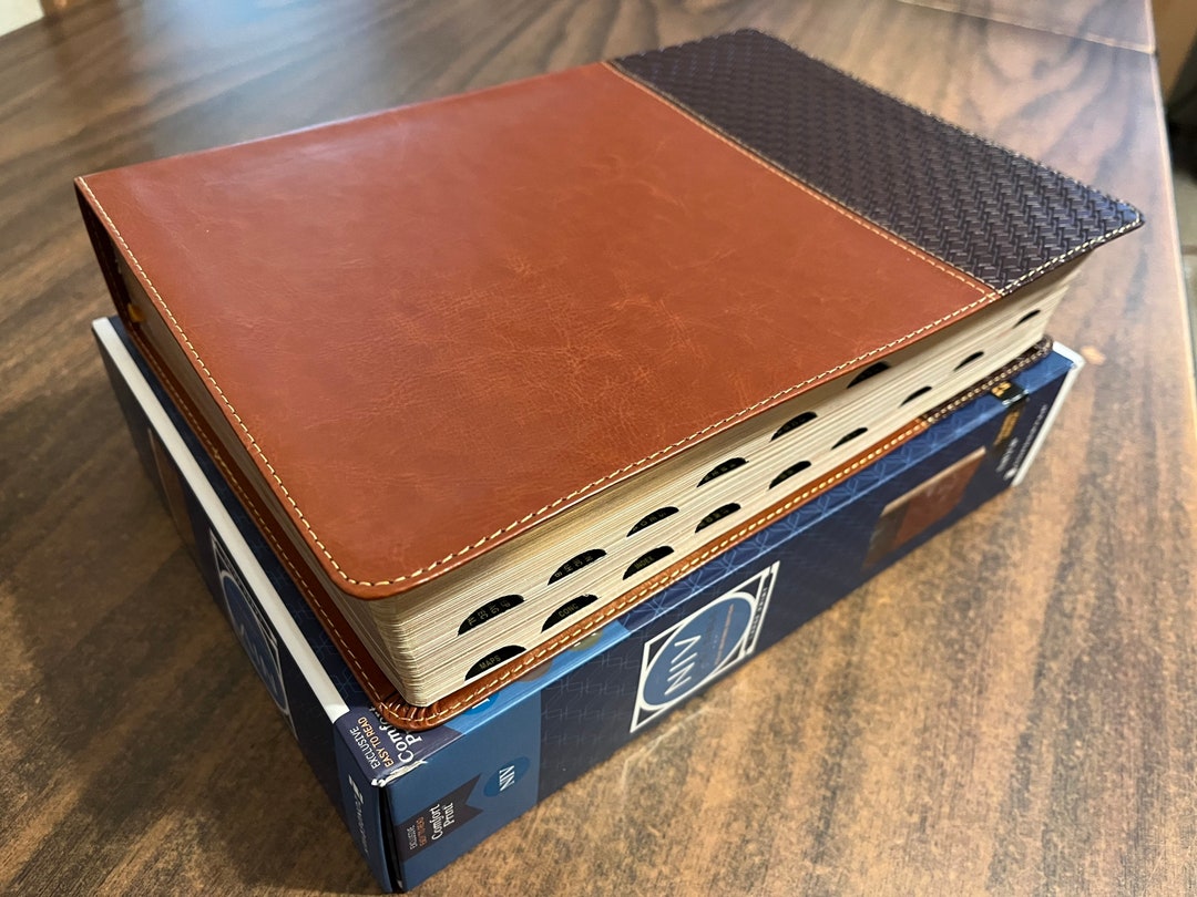 Personalized NIV Large Print Study Bible Thumb Indexed With Book Tabs ...