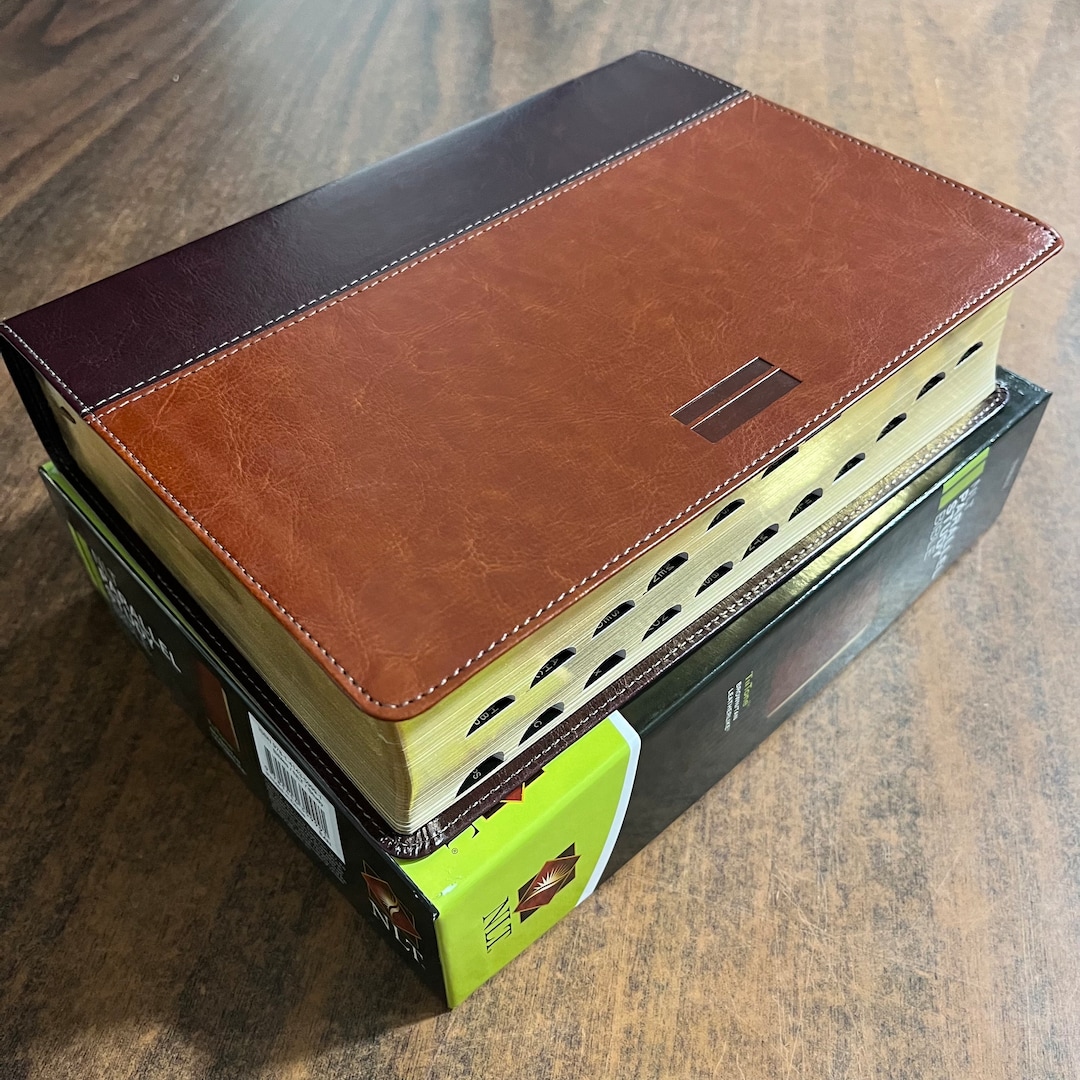 Personalized NLT Parallel Study Bible Thumb Indexed - Brown / Tan ...