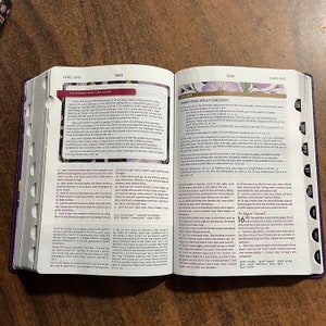 Personalized KJV Woman's Study Bible Thumb Indexed - Purple Leathersoft ...