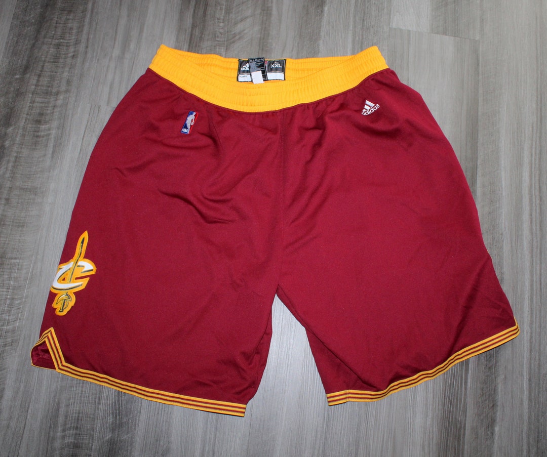 Vintage 2000s Clothing Y2k 2010s NBA Cleveland Cavaliers Cavs Adidas ...