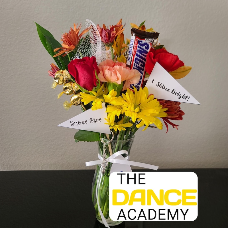 Flower Bouquet Gift Dance - 60+ Gift Ideas for 2025