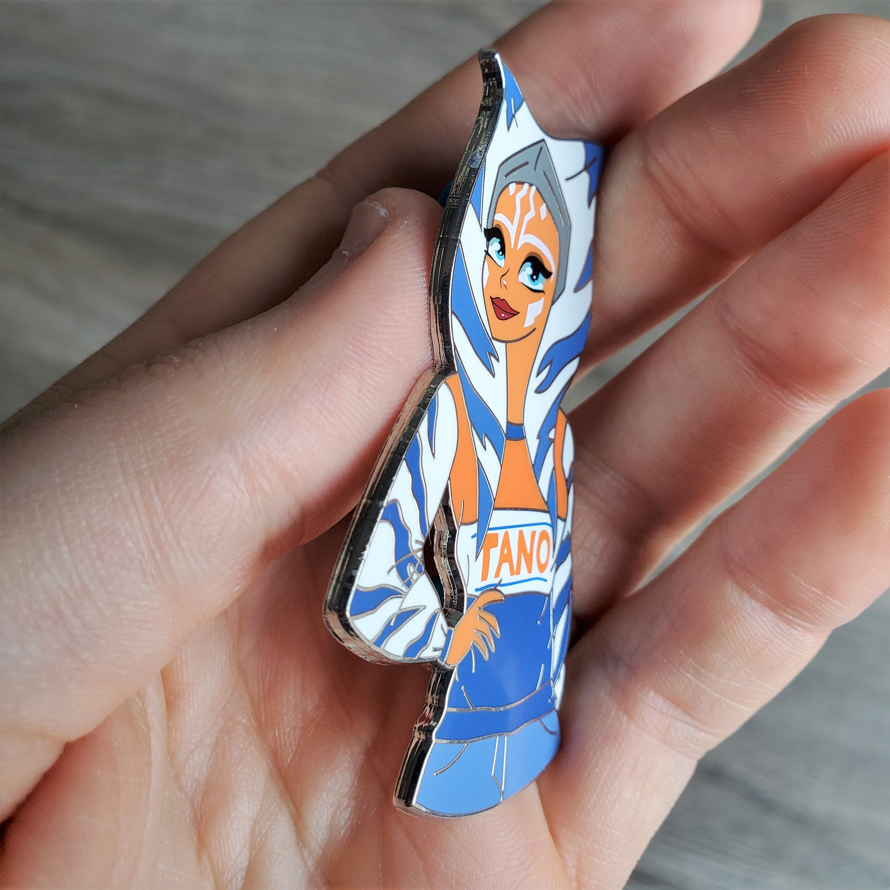 Tano Shirt Pin, Enamel Pin, Tomorrowlanddesign - Etsy