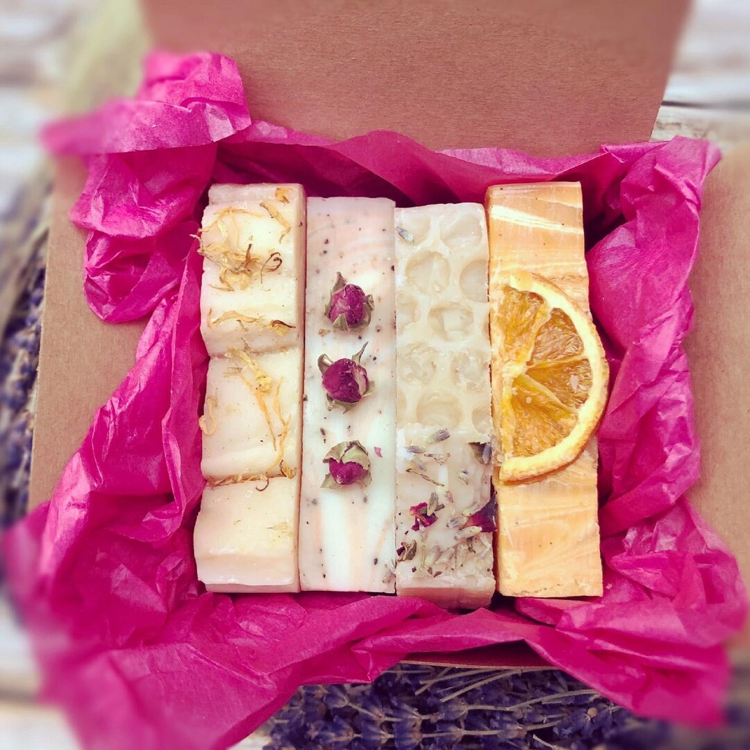 Handmade Soap Gift Box - 4 Beautifully Decorated Soaps Attractively ...