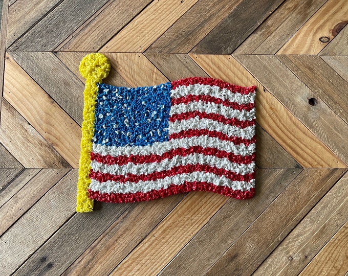 American Flag, Popcorn Flag, Vintage Patriotic Decoration, Melted ...