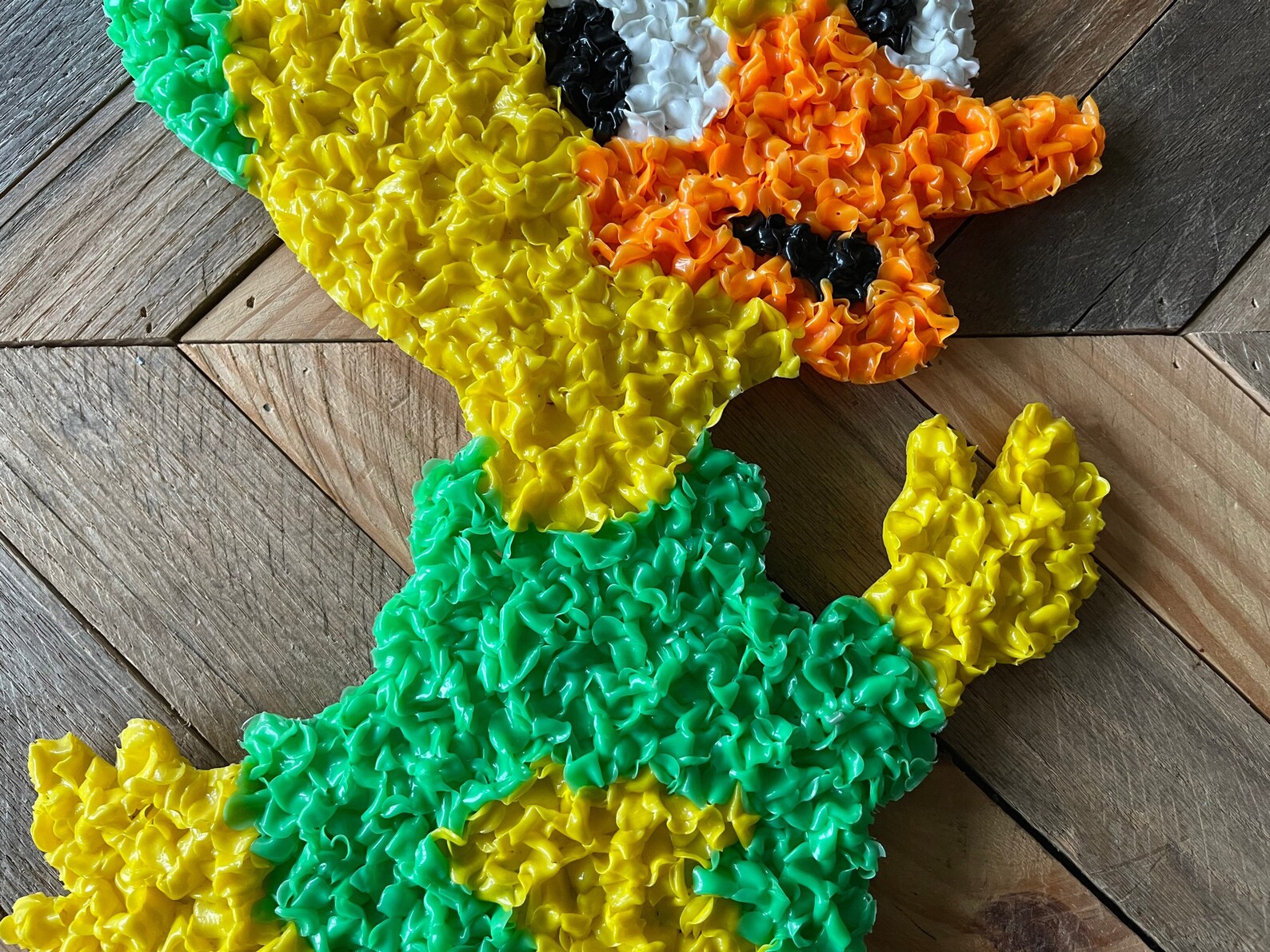 Popcorn Duck With Green Shirt, Vintage Door Decorations, Popcorn Duck ...