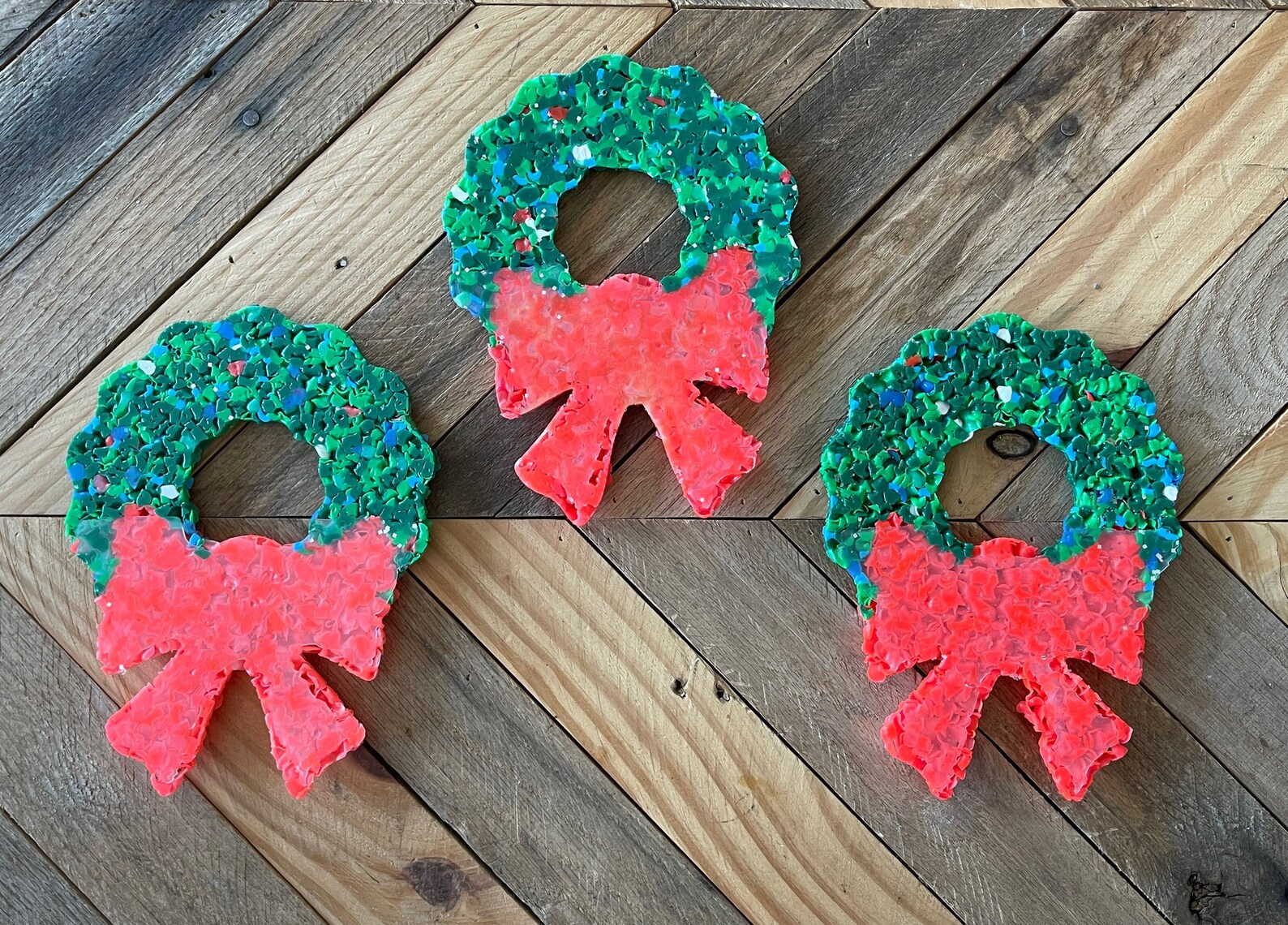Small Vintage Popcorn Wreath, Vintage Door Decoration, Melted Plastic ...