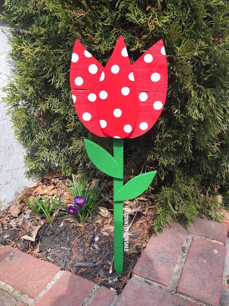 Flower Yard Stakes Spring Yard Stakes Wood Stakes Spring - Etsy