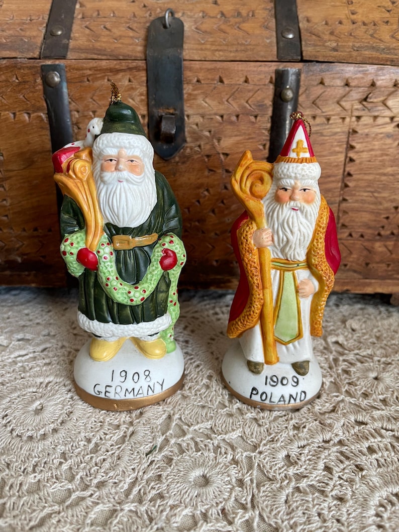 Santa's of the Nations, International Santa Figurines, Set of 6 Santa ...