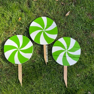 Christmas Yard Stakes, Rustic Peppermint Garden Stakes, Wood Stakes ...