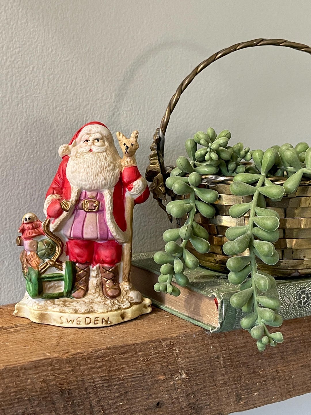 Santa of the Nations, Vintage Santa Figurine, Ceramic Figurine Sweden ...