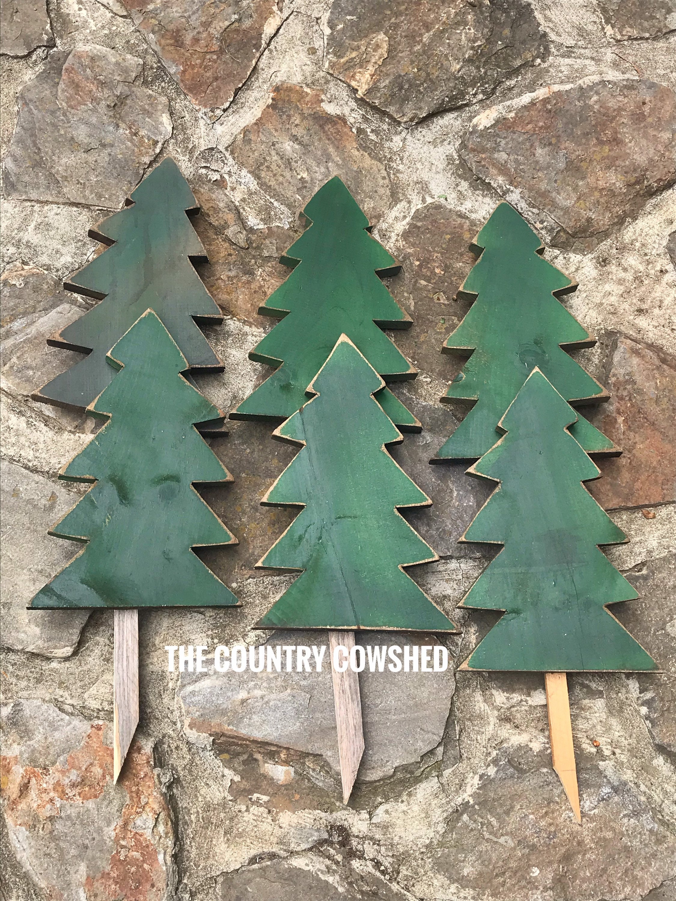 Set of 6 Medium Reclaimed Wooden Christmas Tree Yard Stakes | Etsy