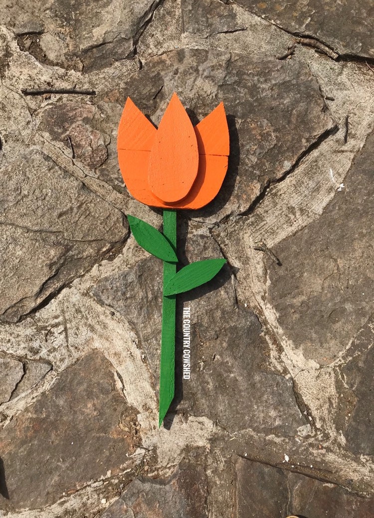 Tulip yard stakes spring yard stakes wood stakes spring | Etsy