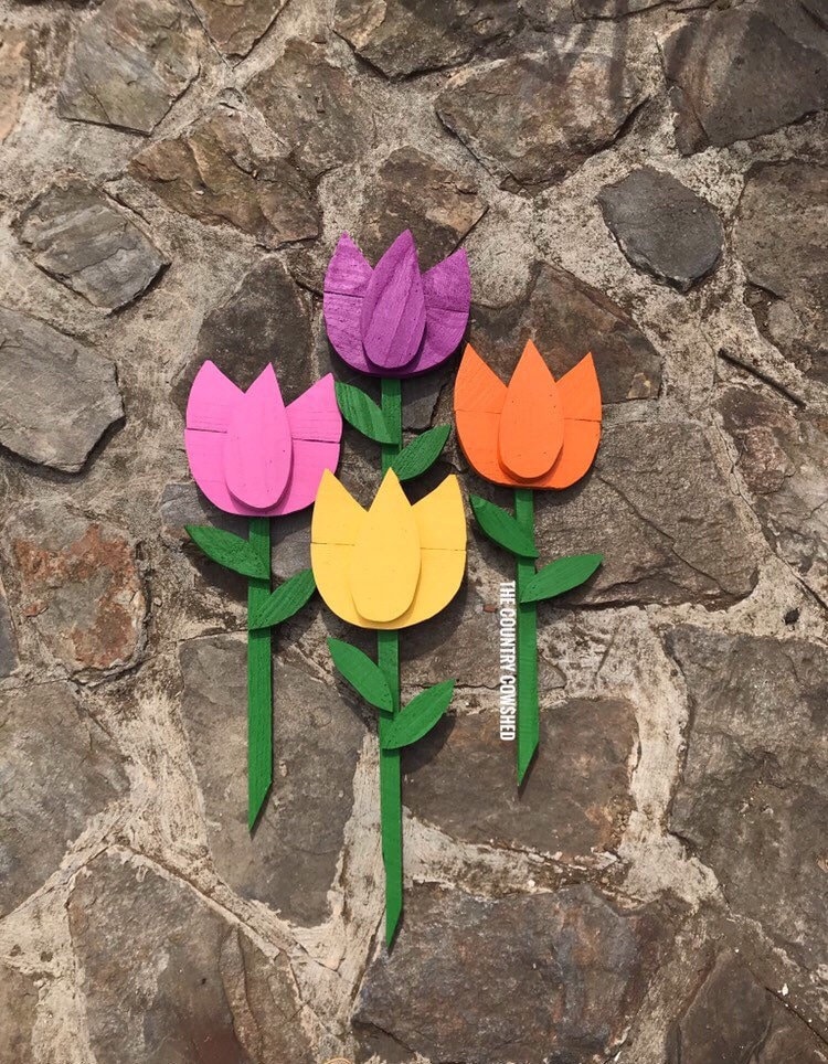 Tulip yard stakes spring yard stakes wood stakes spring | Etsy